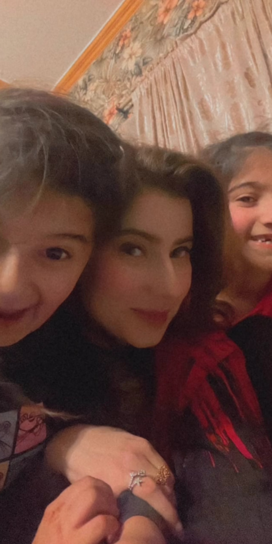 Anchor Syed Ali Haider's Adorable Pictures with Wife and Daughters ...