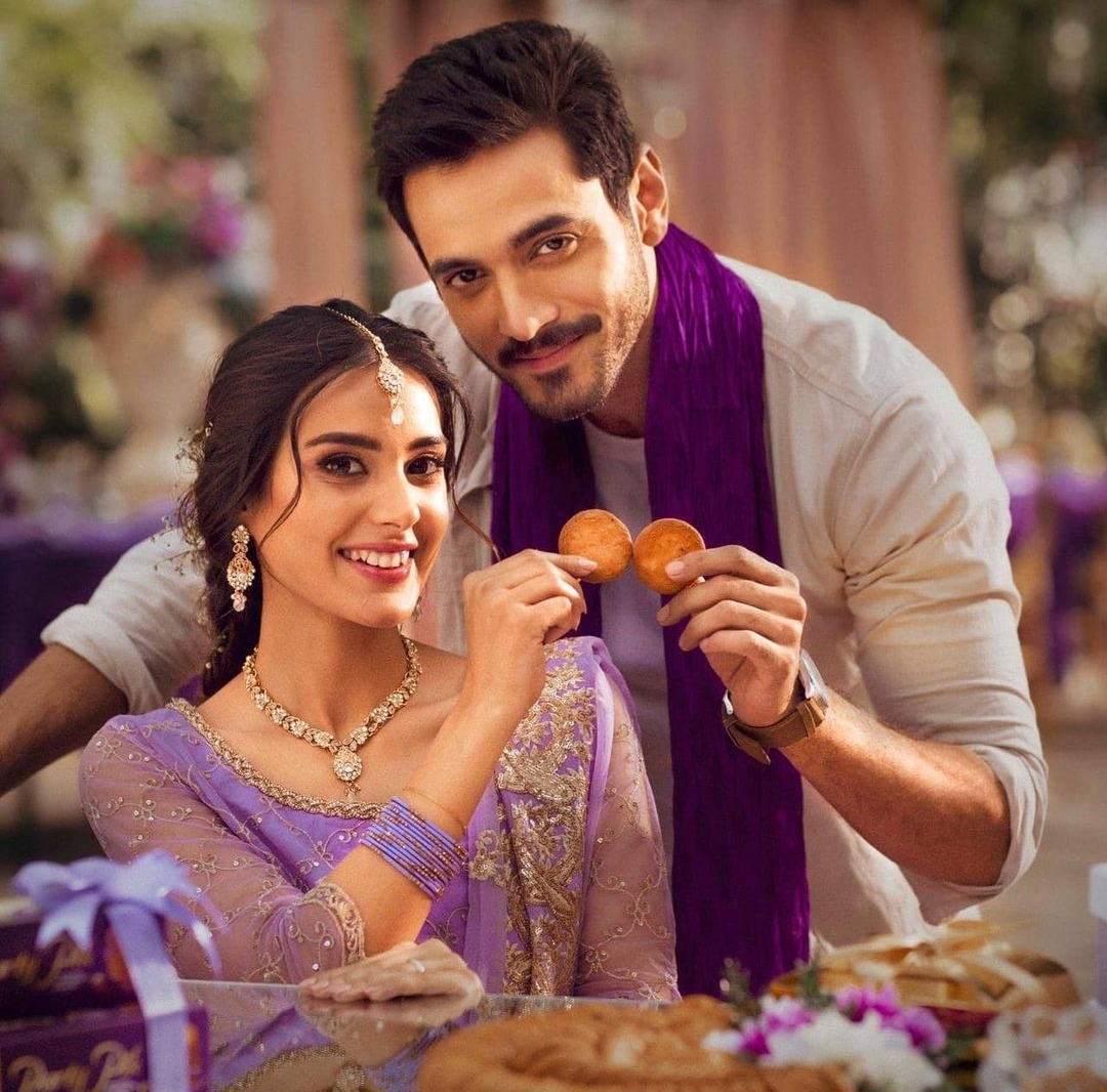 Drama Serial Tere Bin Cast In Real Life | Reviewit.pk