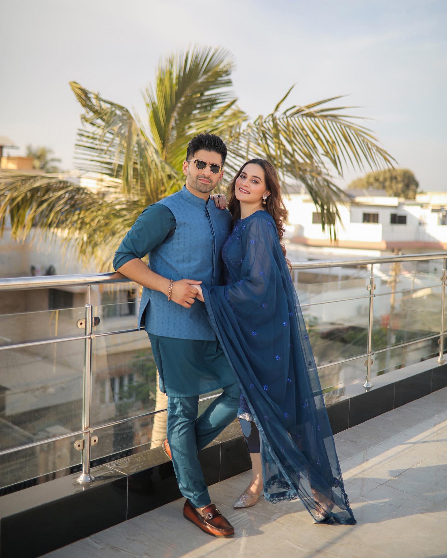 Aiman Khan Muneeb Butt New & Adorable Family Pictures | Reviewit.pk