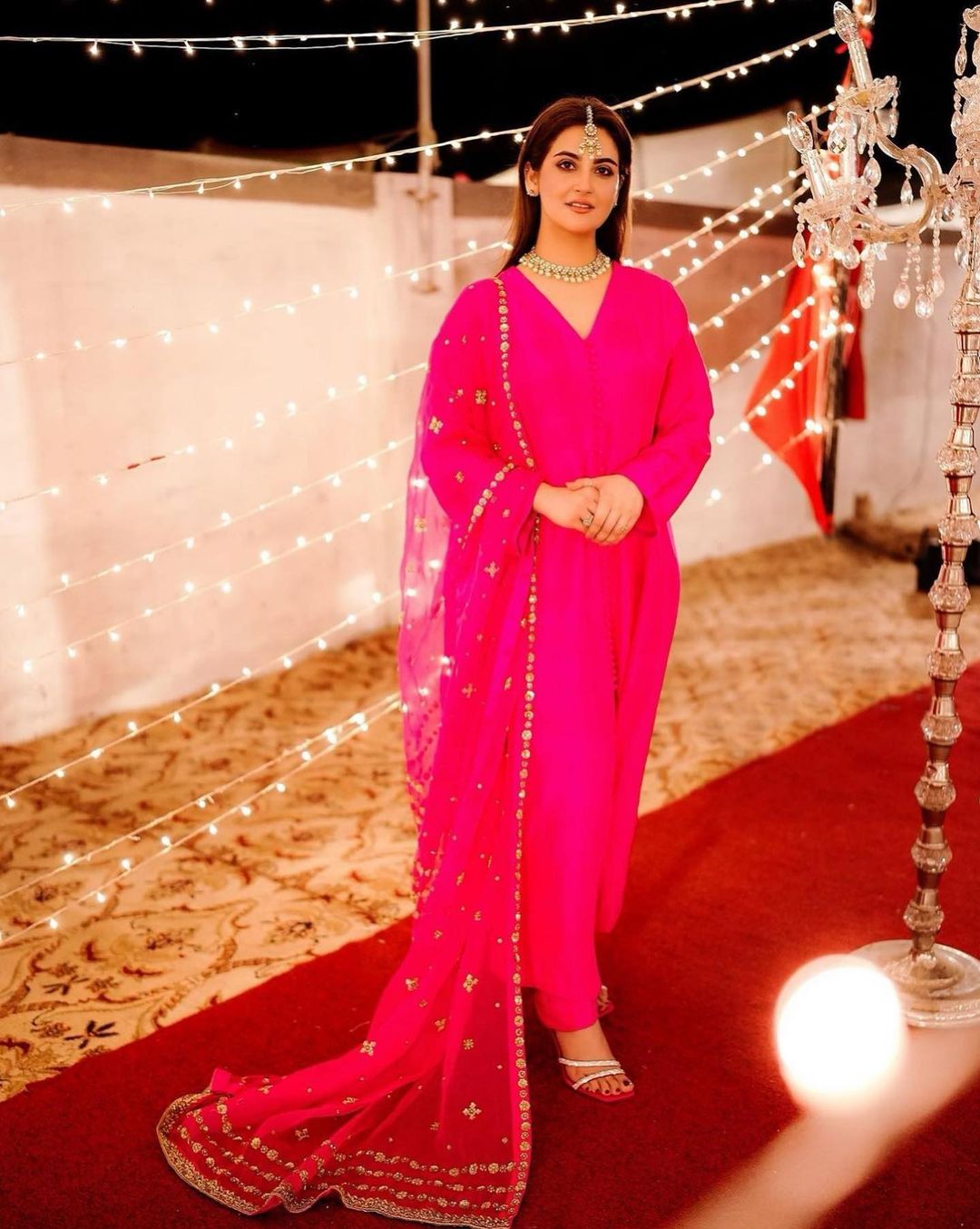 Hiba Bukhari And Arez Ahmed's Beautiful Pictures From A Family Wedding ...