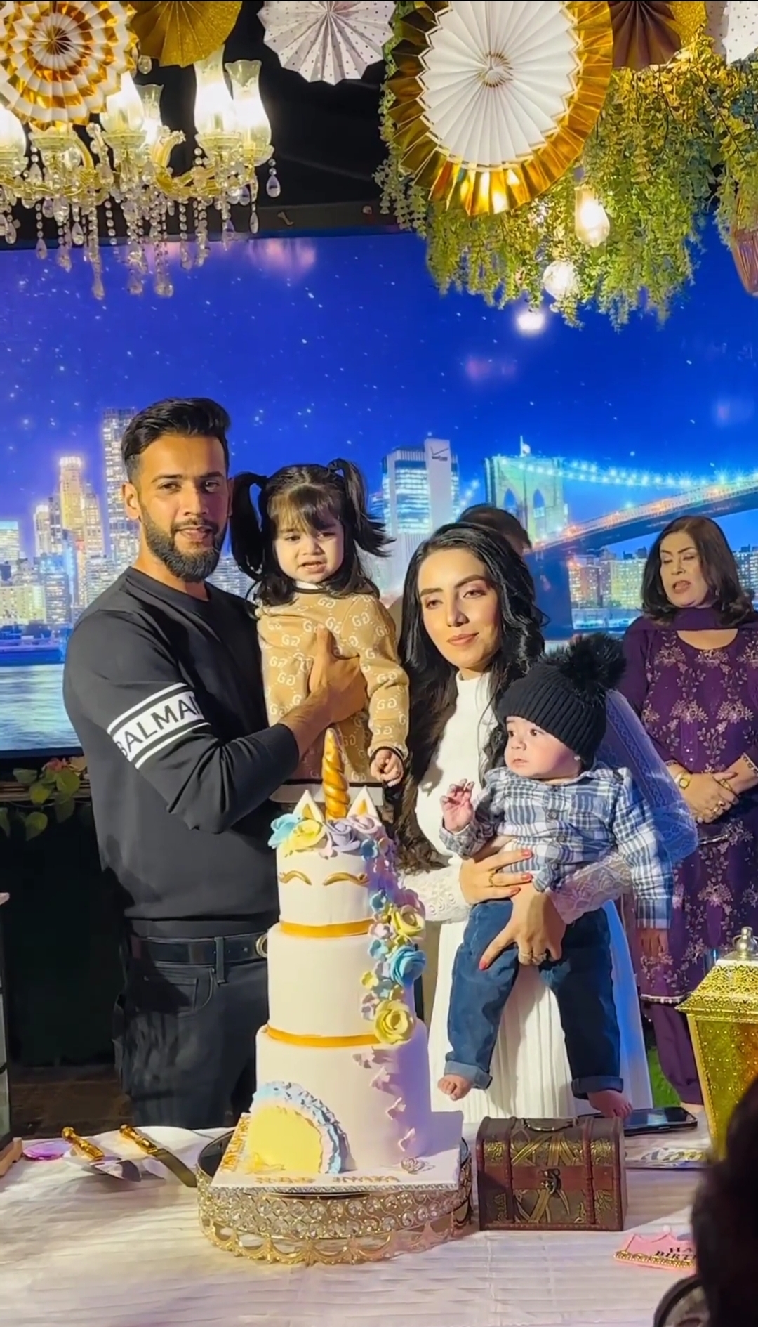 Imad Wasim Daughter's Birthday Celebration At Basha Istanbul | Reviewit.pk