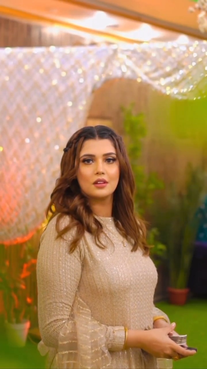 Kanwal Aftab And Zulqarnain Sikandar Latest Pictures Together | Reviewit.pk