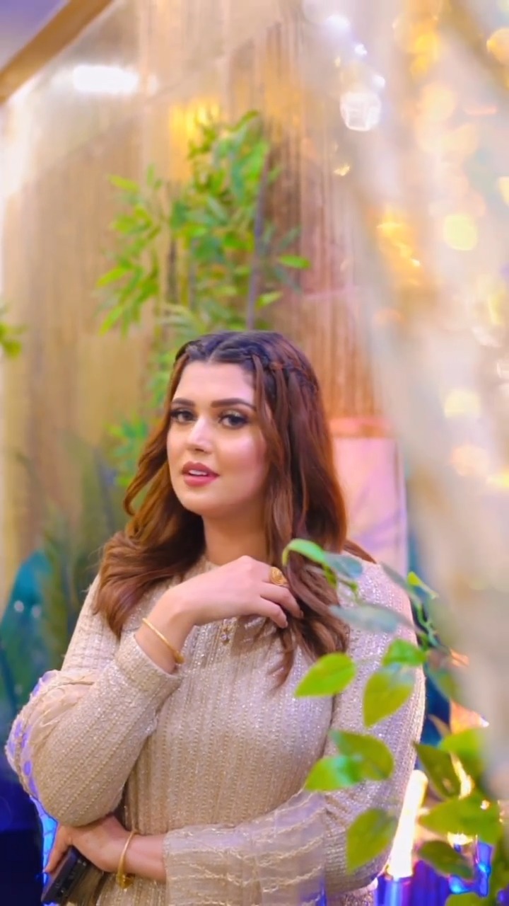 Kanwal Aftab And Zulqarnain Sikandar Latest Pictures Together | Reviewit.pk