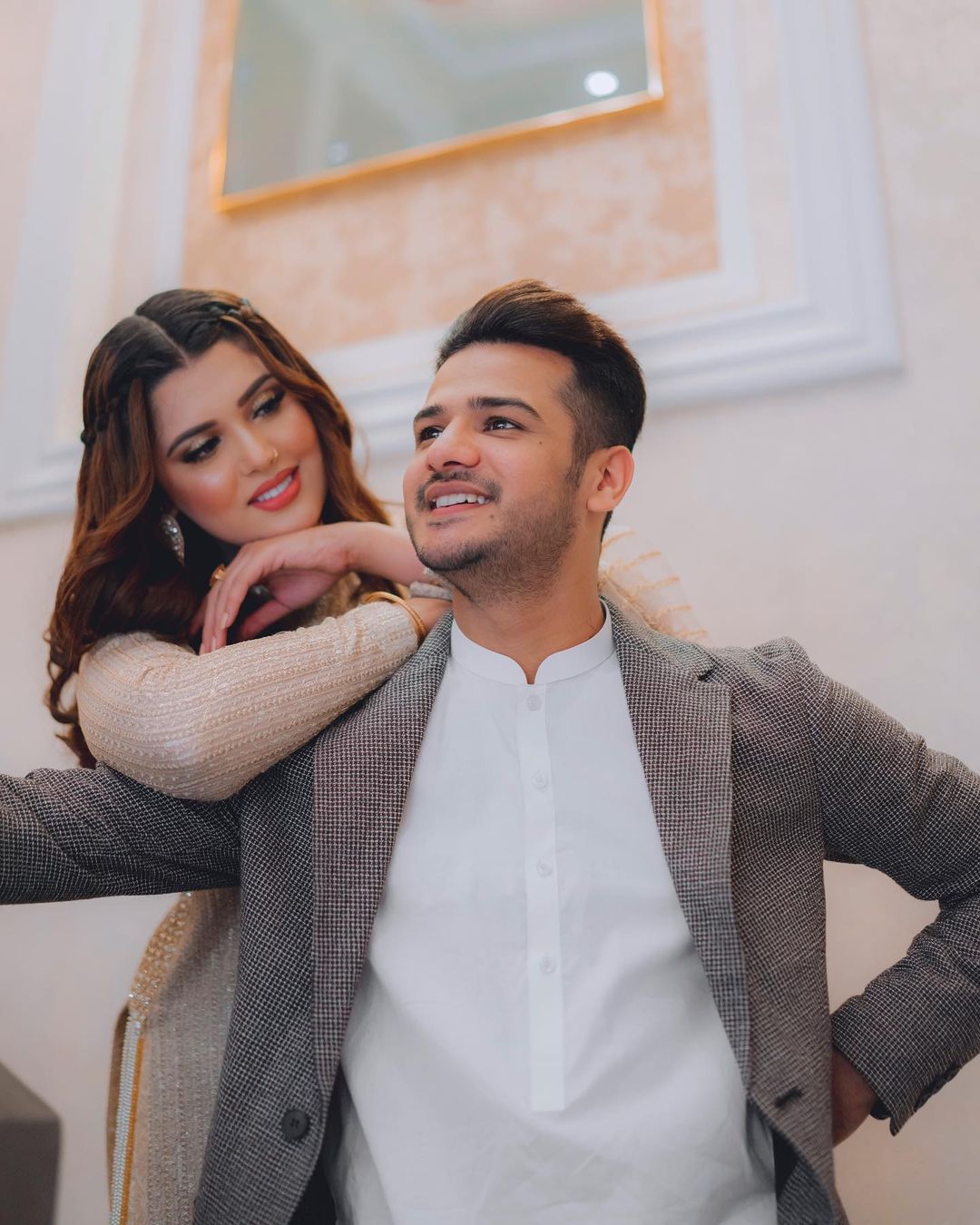 Kanwal Aftab And Zulqarnain Sikandar Latest Pictures Together | Reviewit.pk