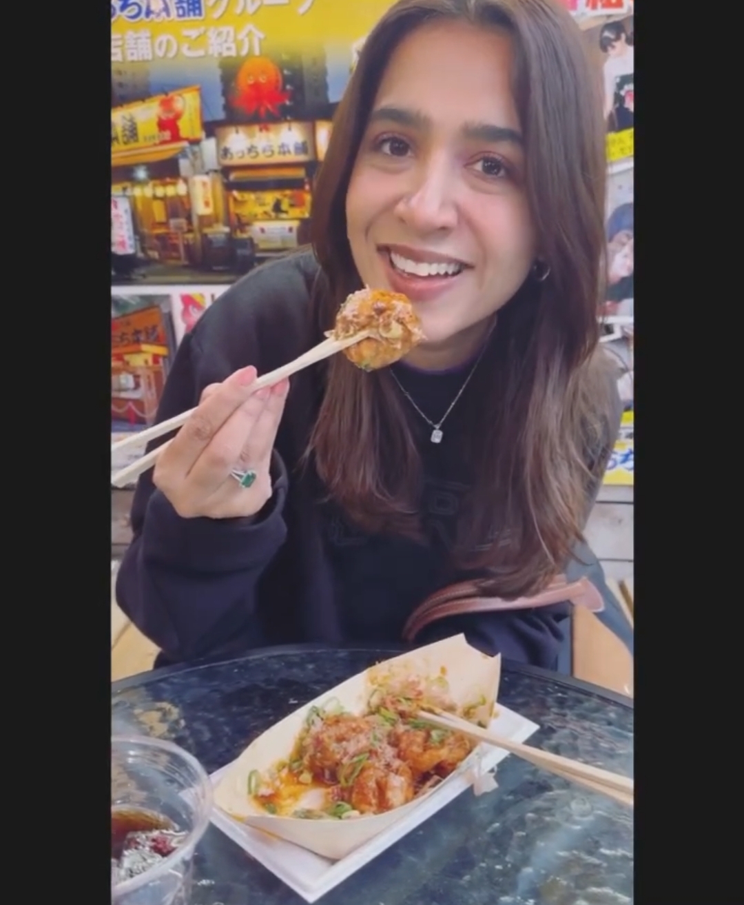 Mansha Pasha New Adorable Pictures From Japan | Reviewit.pk