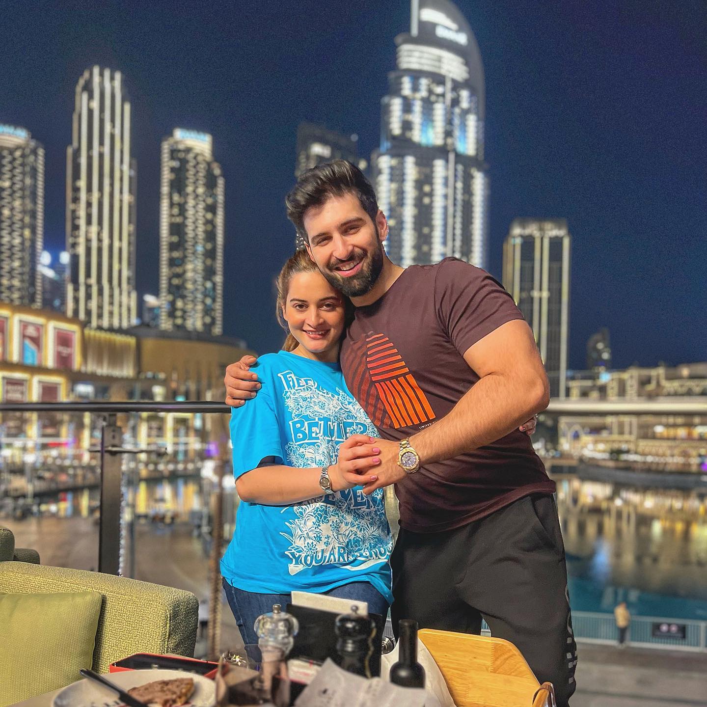 Why Aiman Khan And Muneeb Butt Don't Hire Cooks | Reviewit.pk