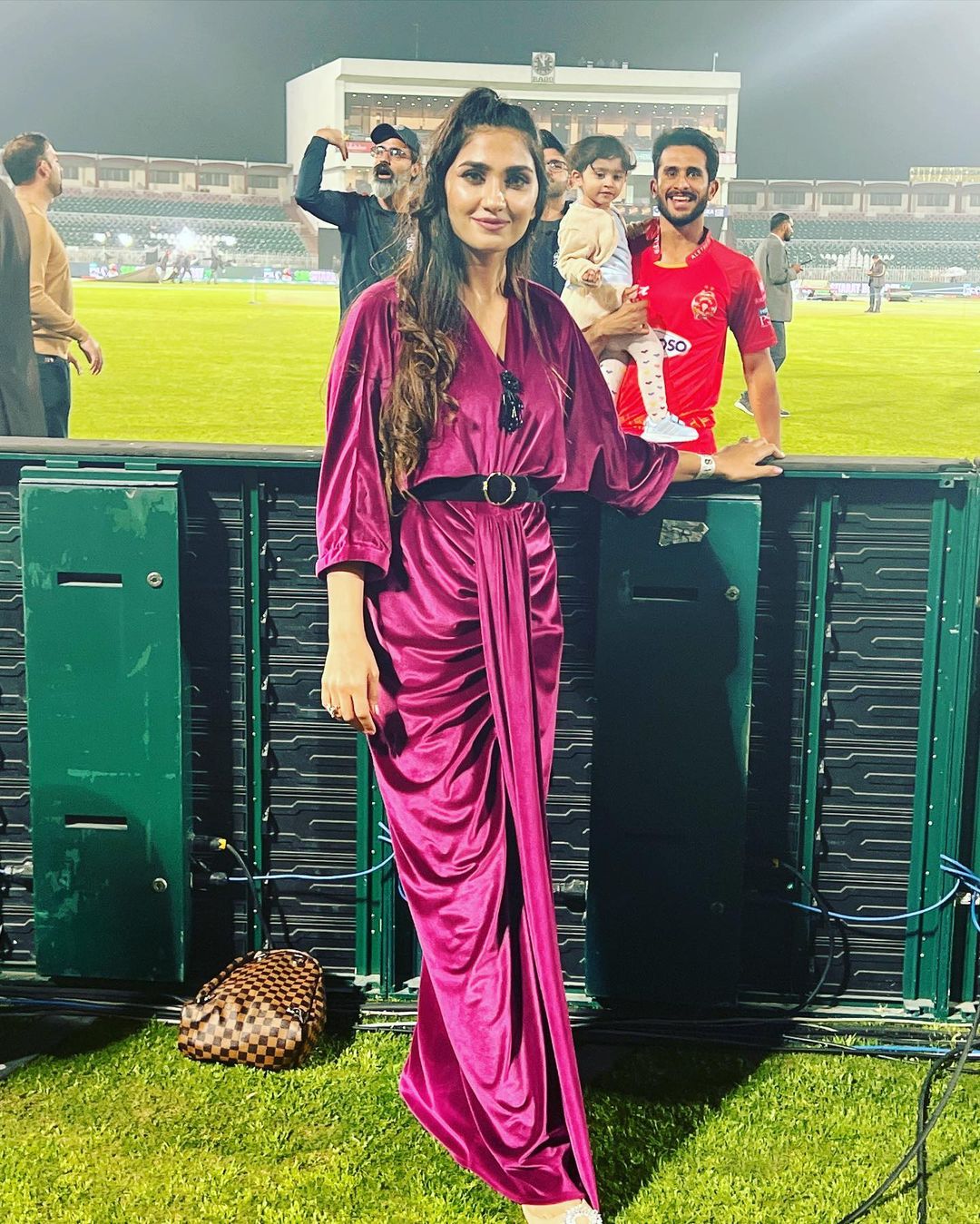Samiya Khan And Hassan Ali Enjoying PSL 8 | Reviewit.pk