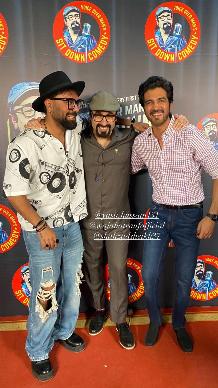 Celebrities Shine At Voice Over Man Launch | Reviewit.pk