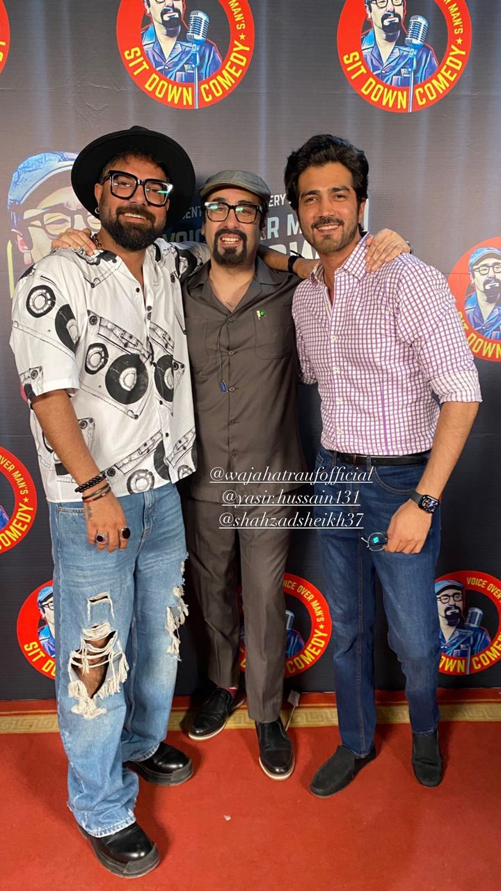 Celebrities Shine At Voice Over Man Launch | Reviewit.pk