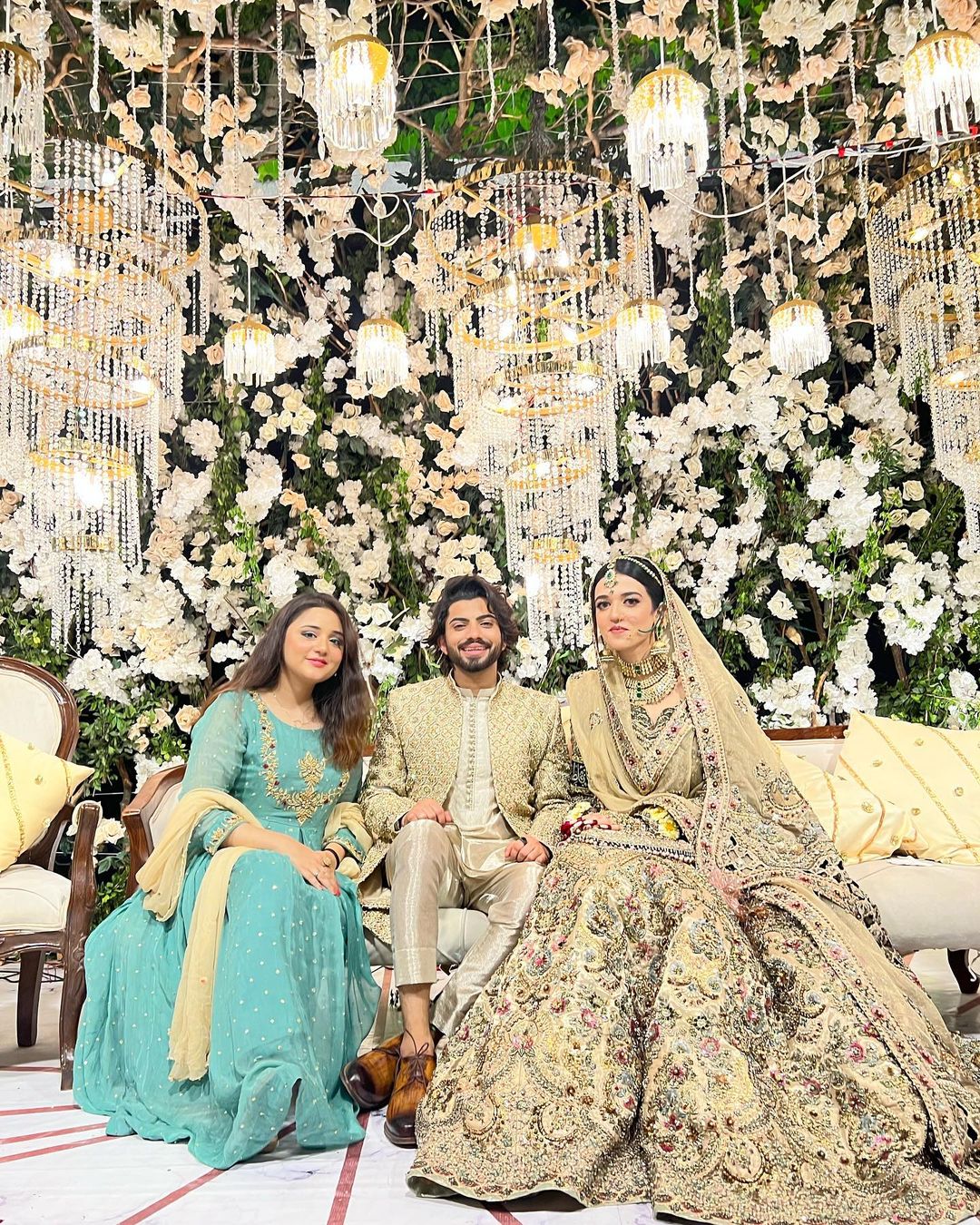 TikTokers Laraib Khalid And Zarnab Fatima Get Married | Reviewit.pk