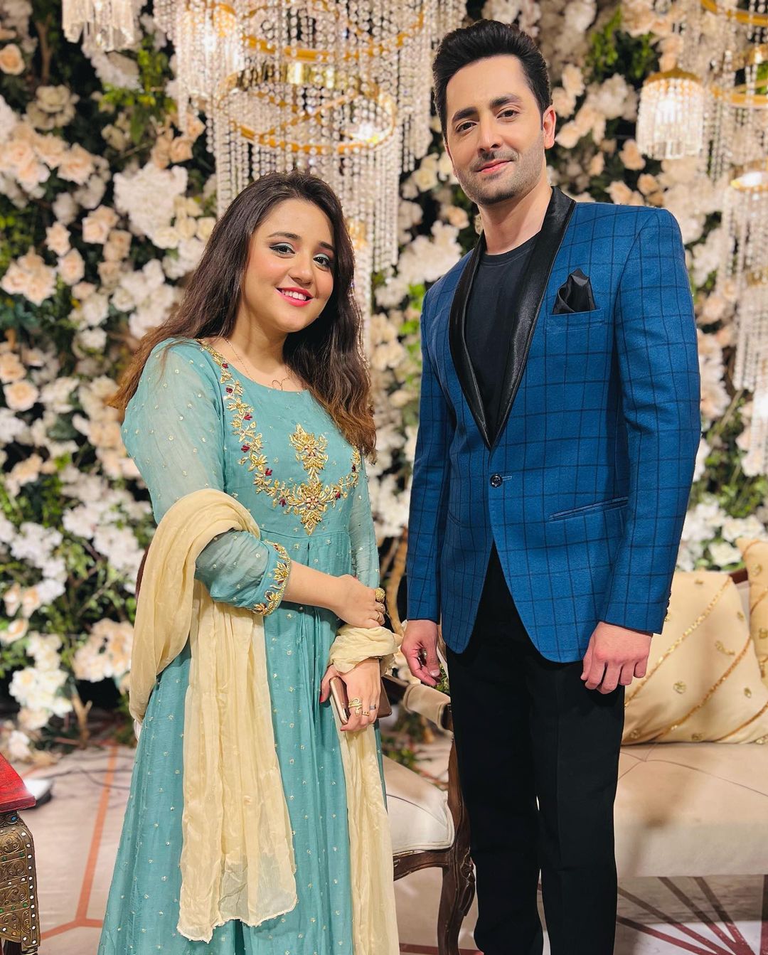 TikTokers Laraib Khalid And Zarnab Fatima Get Married | Reviewit.pk