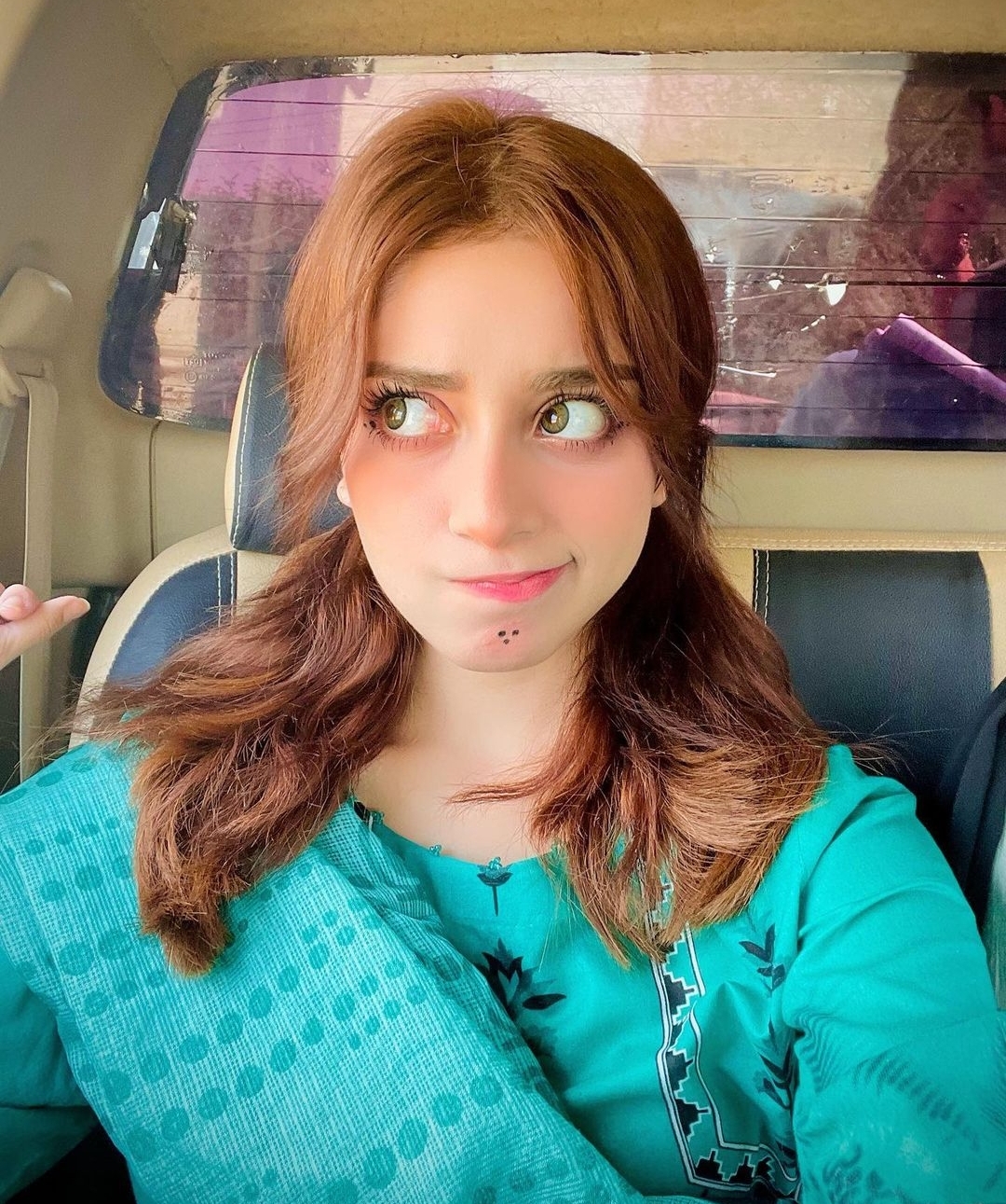 Alizeh Shah's New Upcoming Drama Details | Reviewit.pk