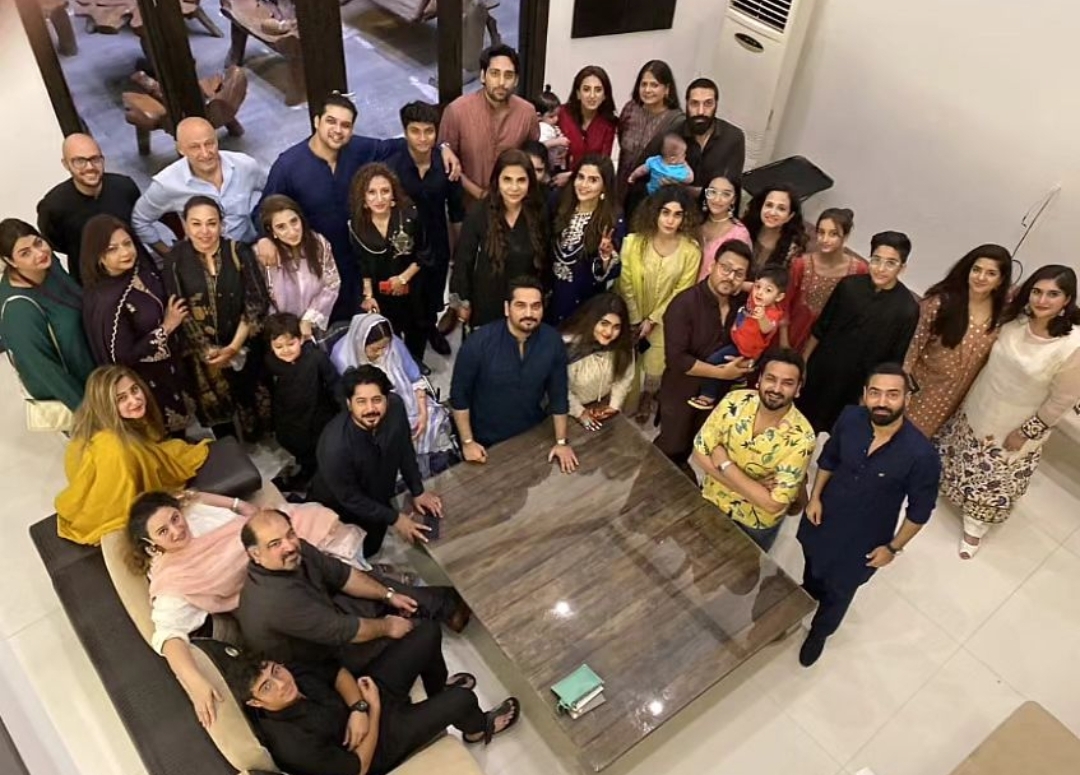 Humayun Saeed Family Pictures From Eid Get together | Reviewit.pk