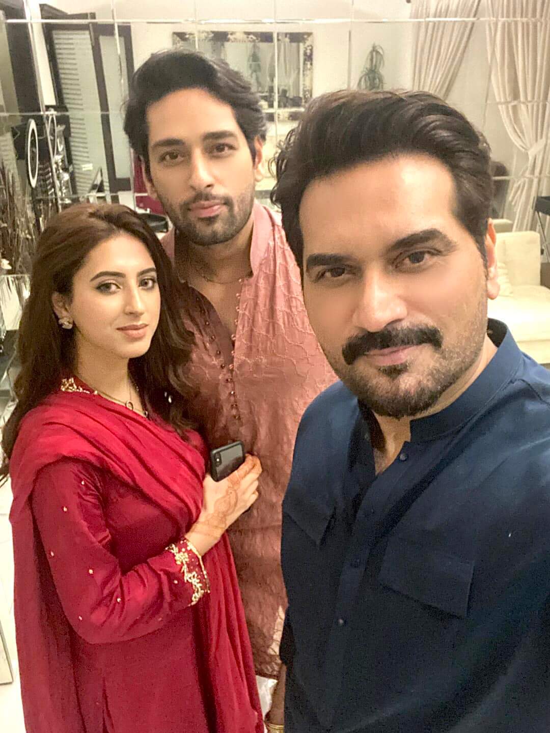 Humayun Saeed Family Pictures From Eid Get together | Reviewit.pk