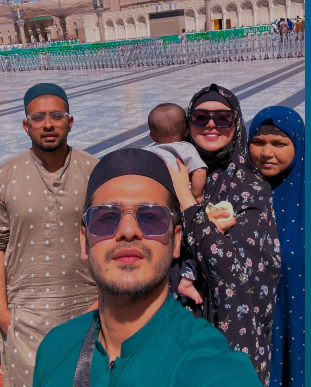 Kanwal Aftab And Zulqarnain Sikandar New Pictures from Madina | Reviewit.pk
