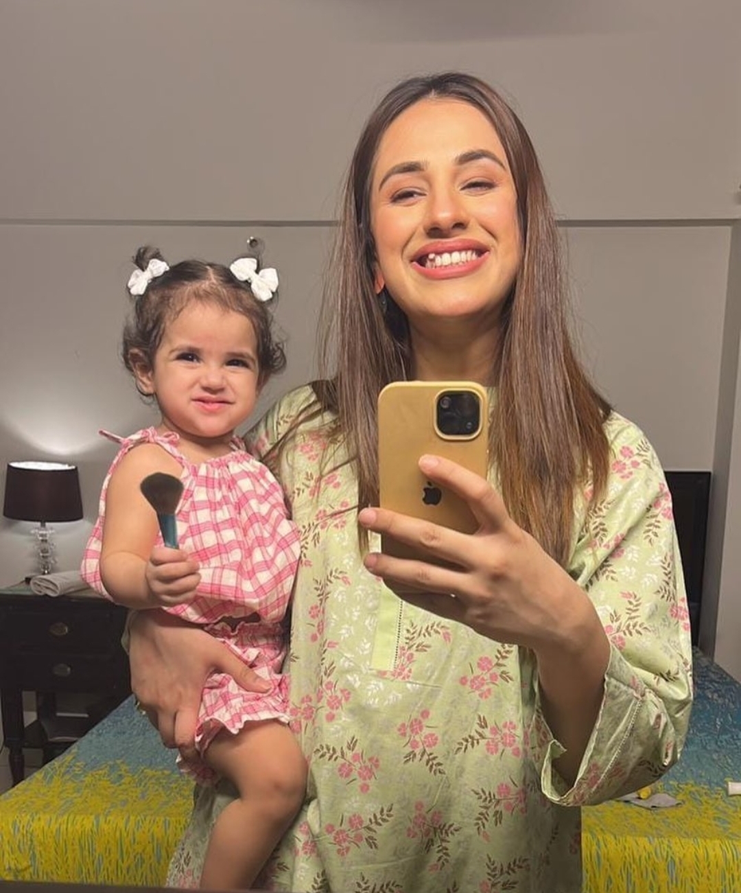 Maham Aamir and Faizan Sheikh New Adorable Pictures | Reviewit.pk