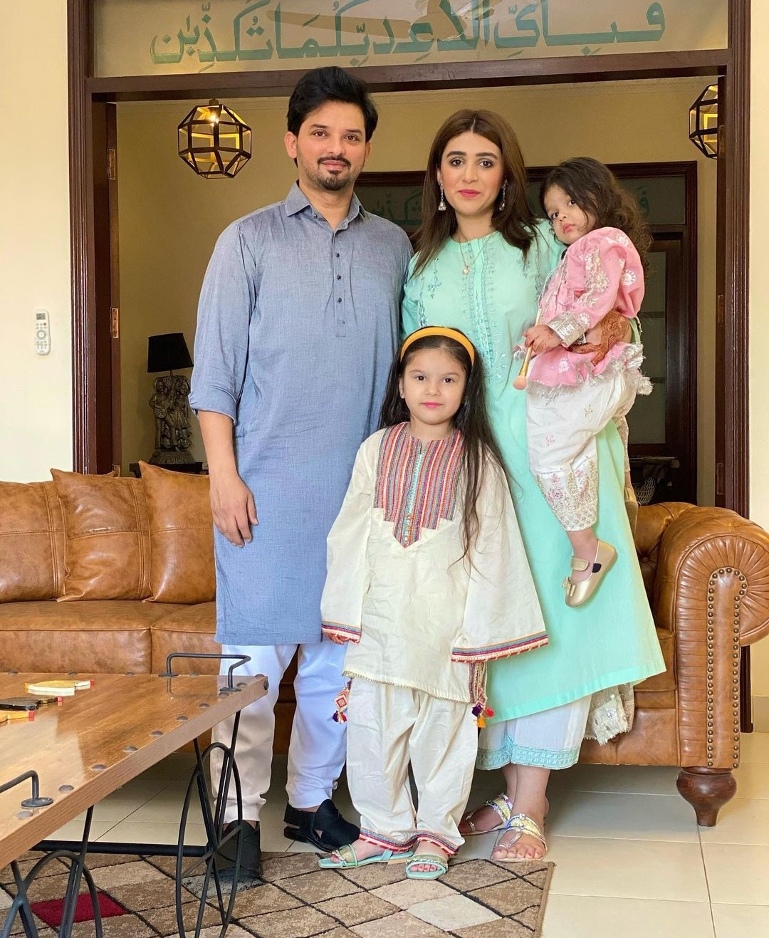 Actor Noman Habib Eid Pictures With His Family | Reviewit.pk