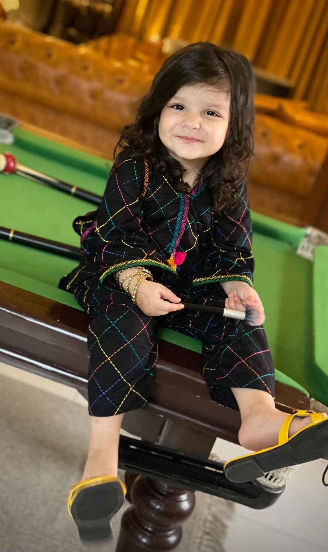 Actor Noman Habib Eid Pictures With His Family | Reviewit.pk