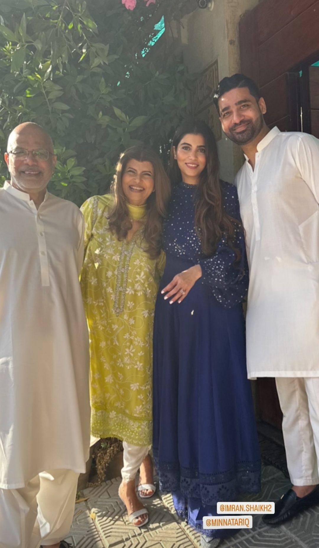 Rubina Ashraf Celebrates Eid With Daughter | Reviewit.pk