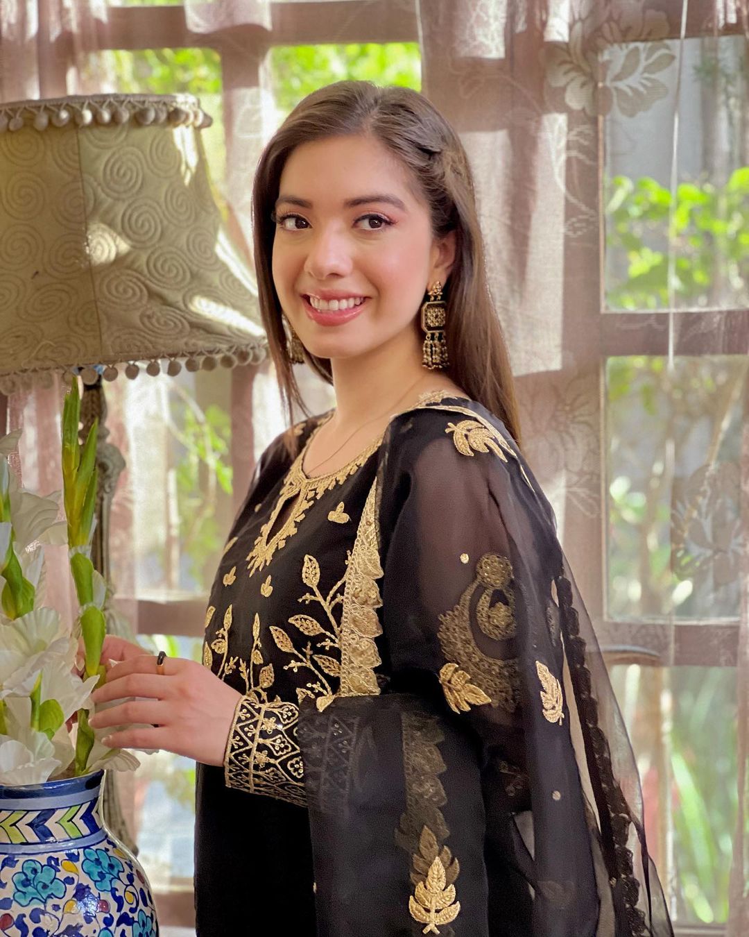 Arisha Razi Shares Pictures From Recent Dubai Trip | Reviewit.pk