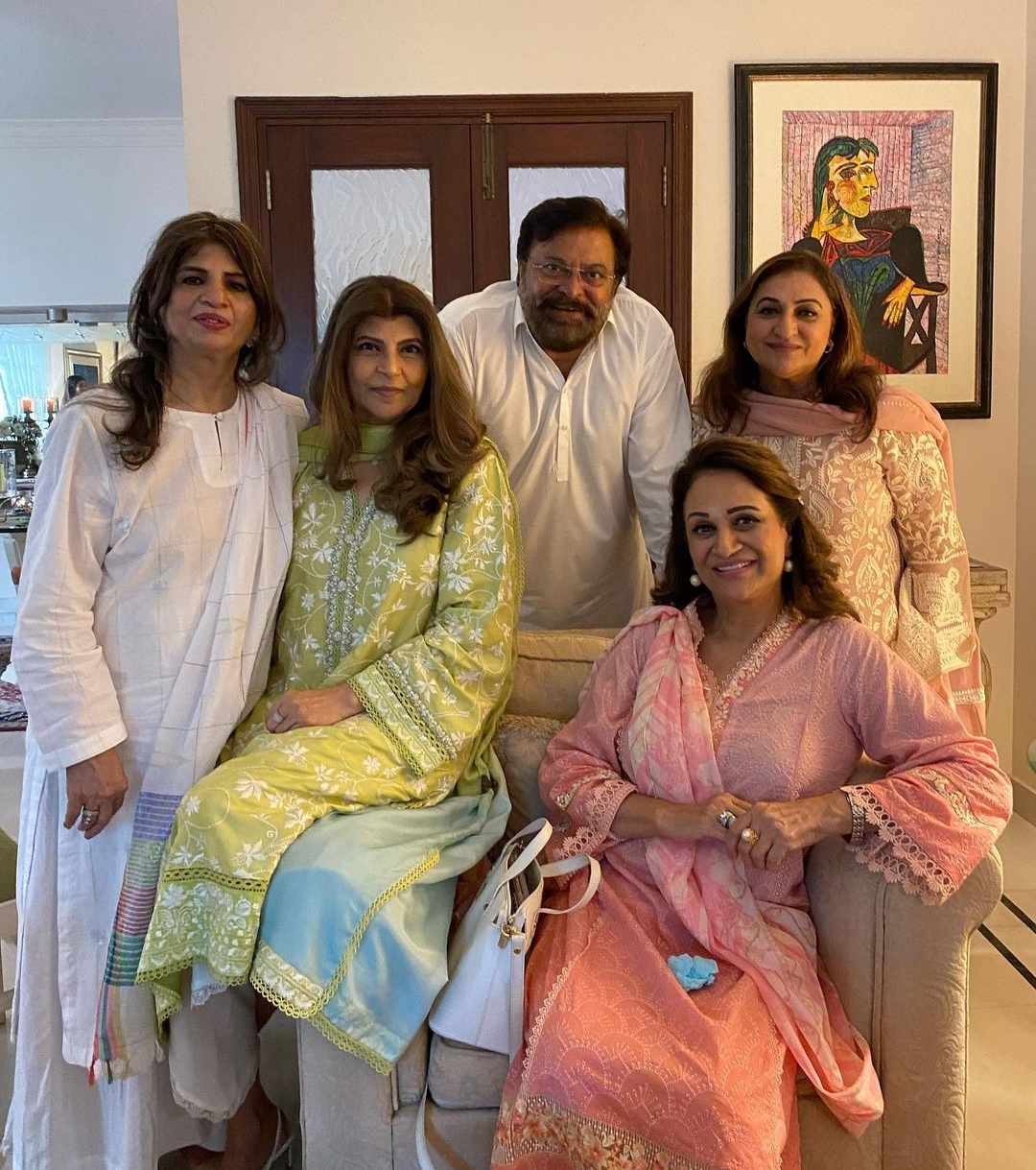 Behroze Sabzwari's Grand Eid Lunch Pictures | Reviewit.pk