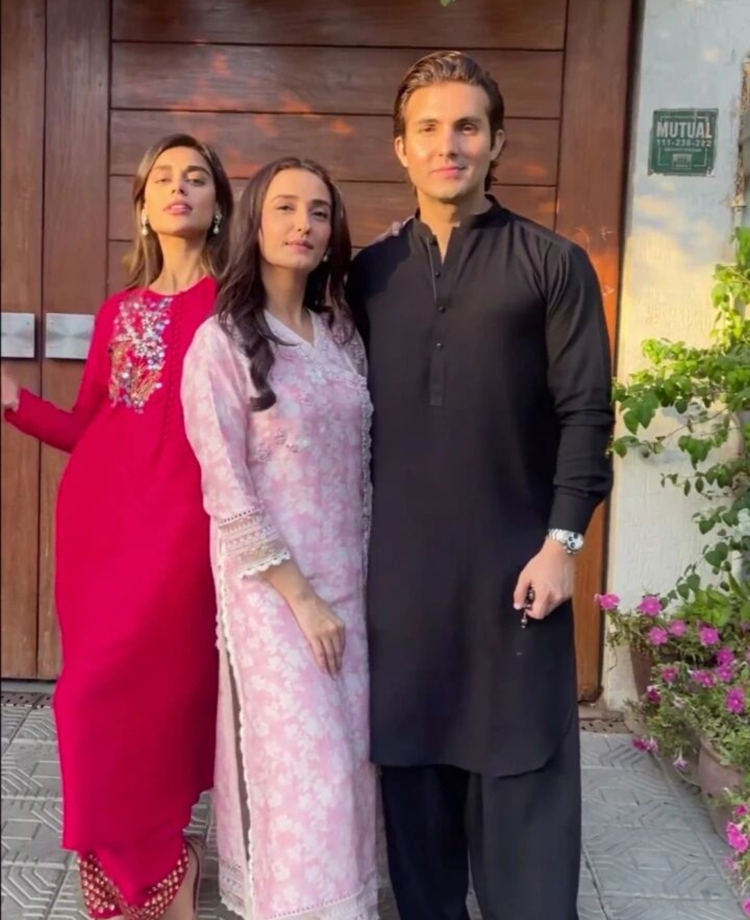 Behroze Sabzwari's Grand Eid Lunch Pictures | Reviewit.pk