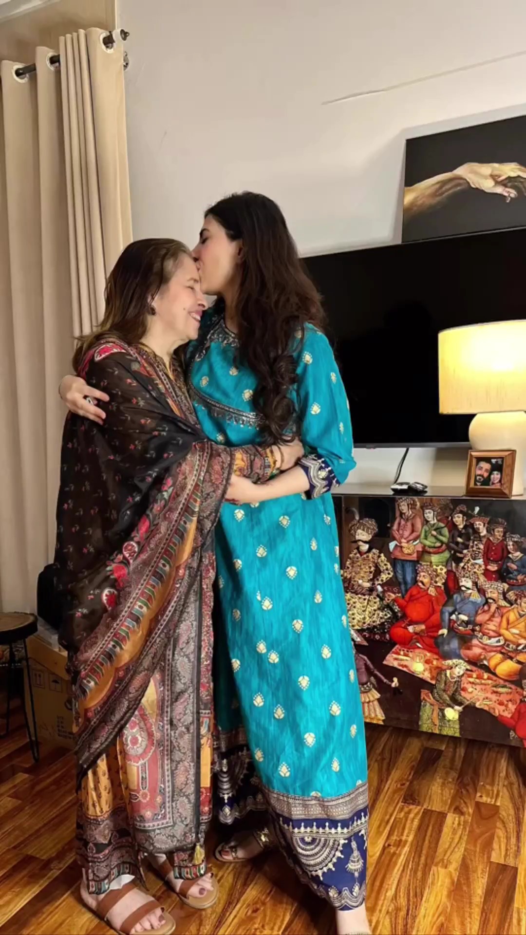 Naimal Khawar And Hamza Ali Abbasi Share Eid Moments | Reviewit.pk