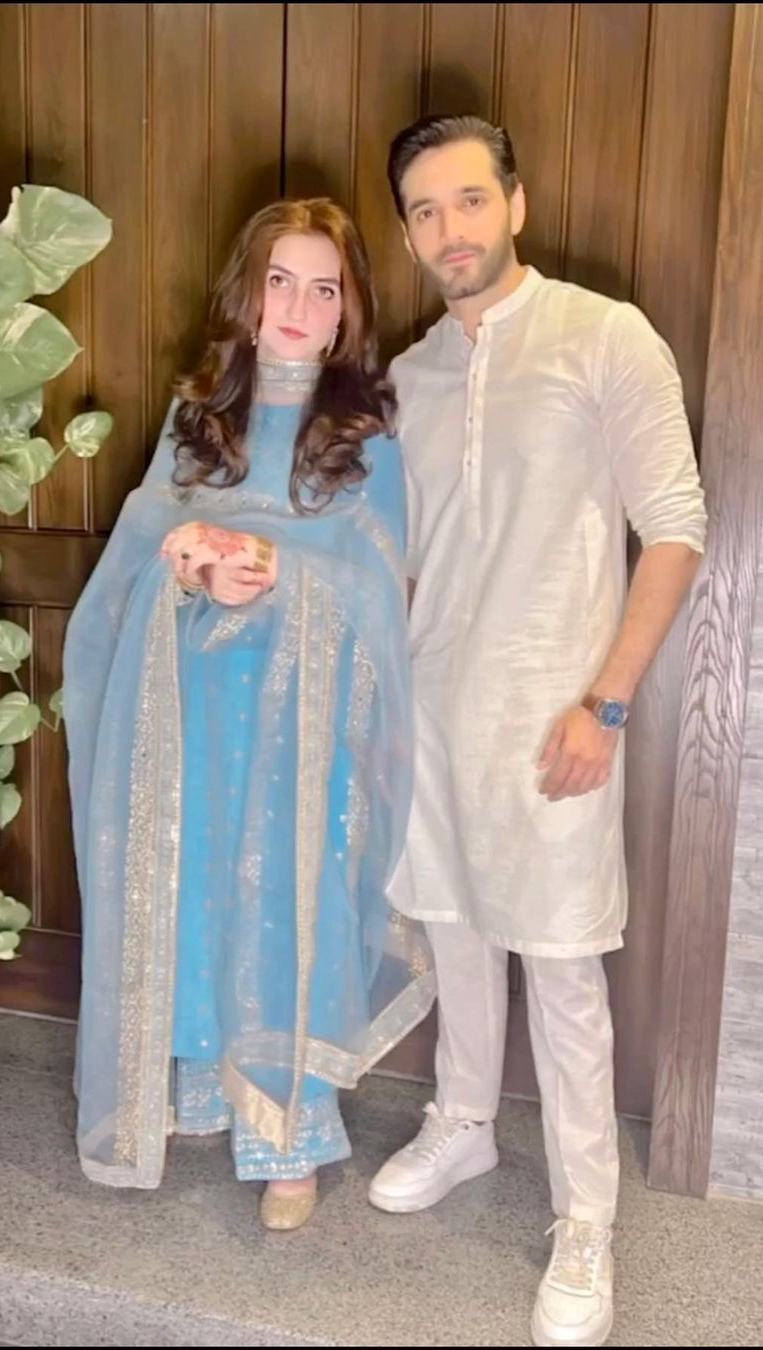 Wahaj Ali's Beautiful Pictures With Wife And Daughter | Reviewit.pk