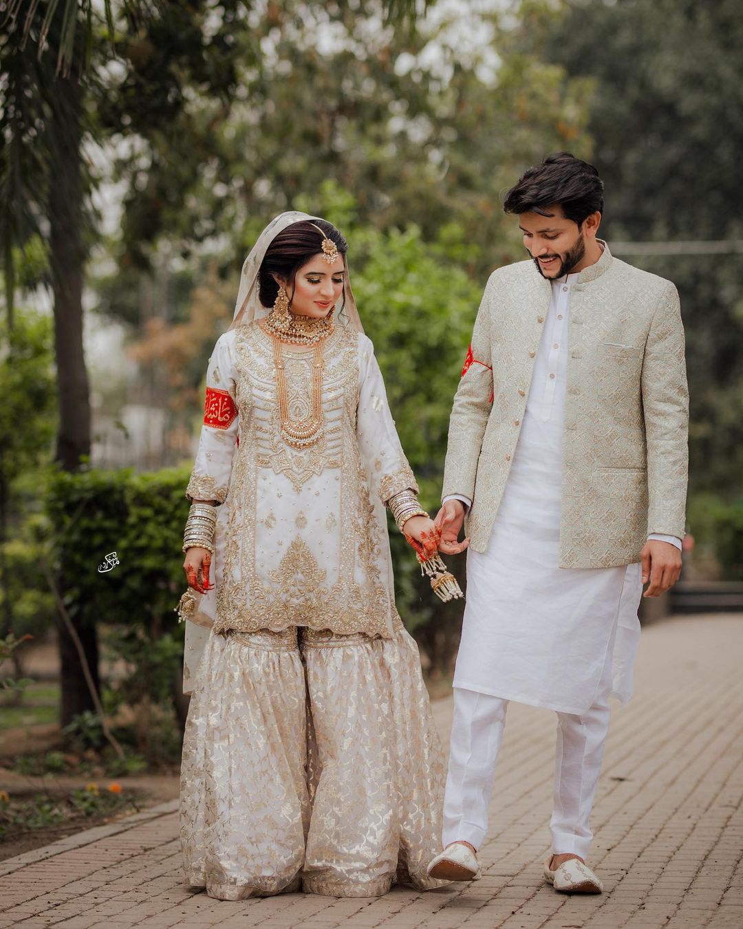 TikToker Ali Hyderabadi Performs Umrah | Reviewit.pk