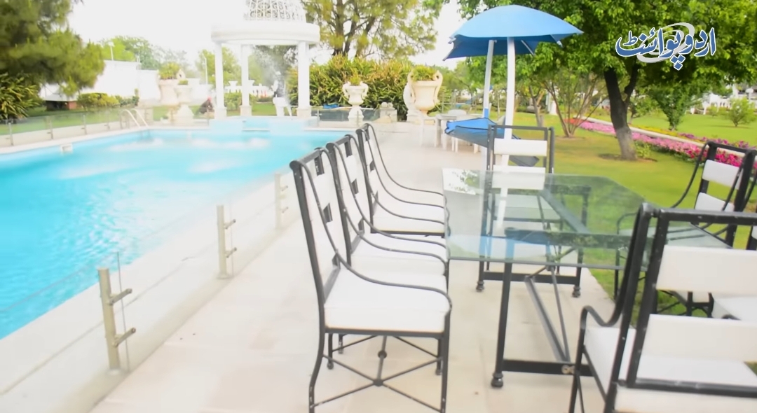 Parizaad Fame Taha Ghani's Expensive Big House Tour | Reviewit.pk