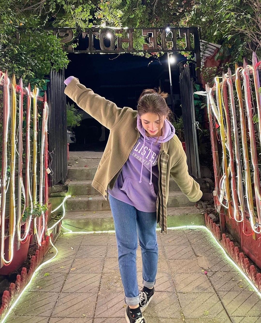 Adorable New Pictures of Dananeer Mobeen From Islamabad | Reviewit.pk