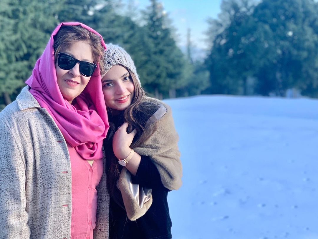 Adorable New Pictures of Dananeer Mobeen From Islamabad | Reviewit.pk