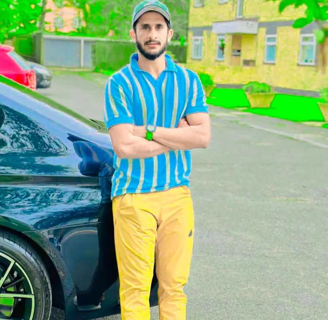 Hassan Ali Wife Shares Adorable New Family Photos | Reviewit.pk