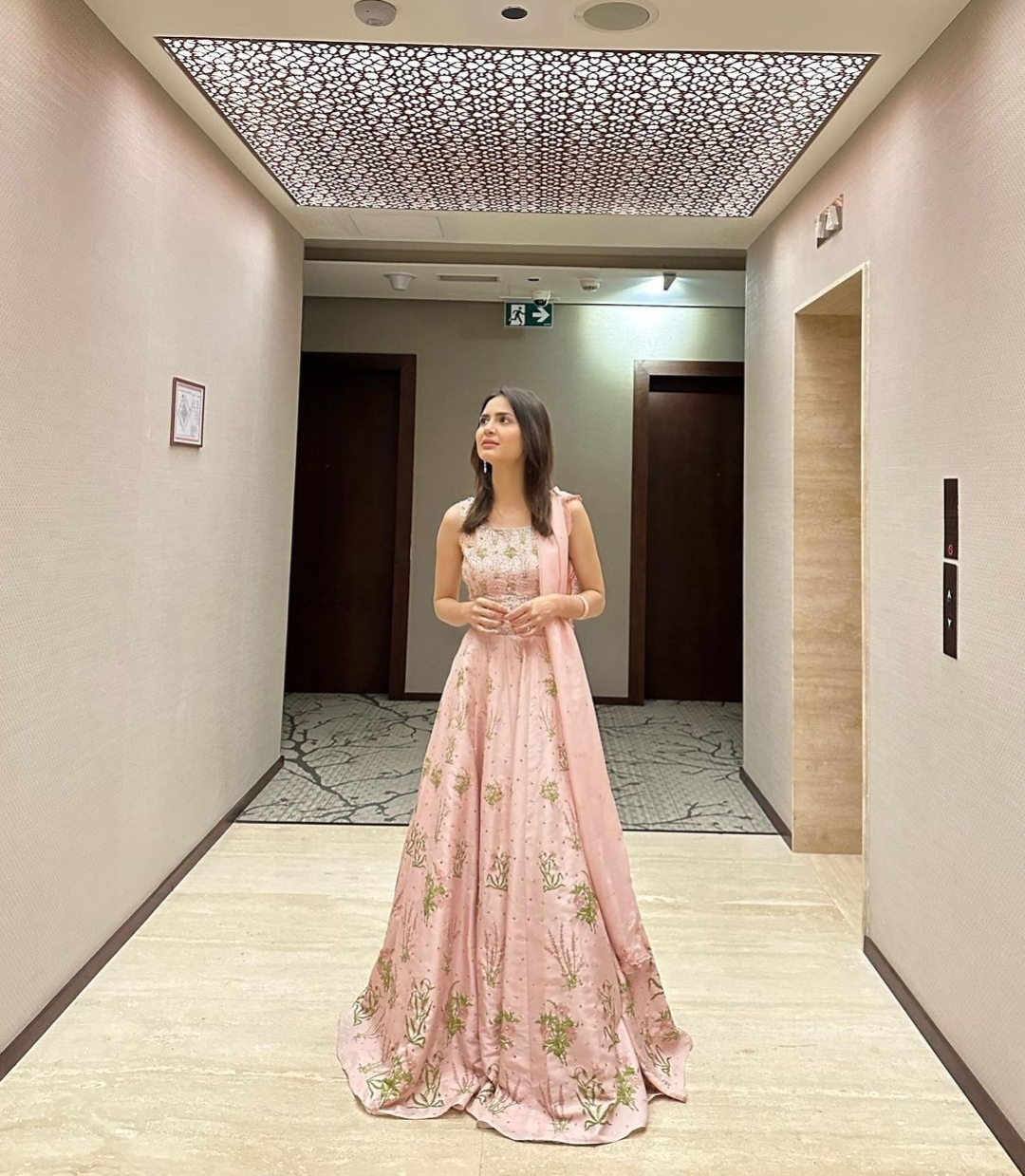 New Pictures & Details of Madiha Imam's Husband | Reviewit.pk