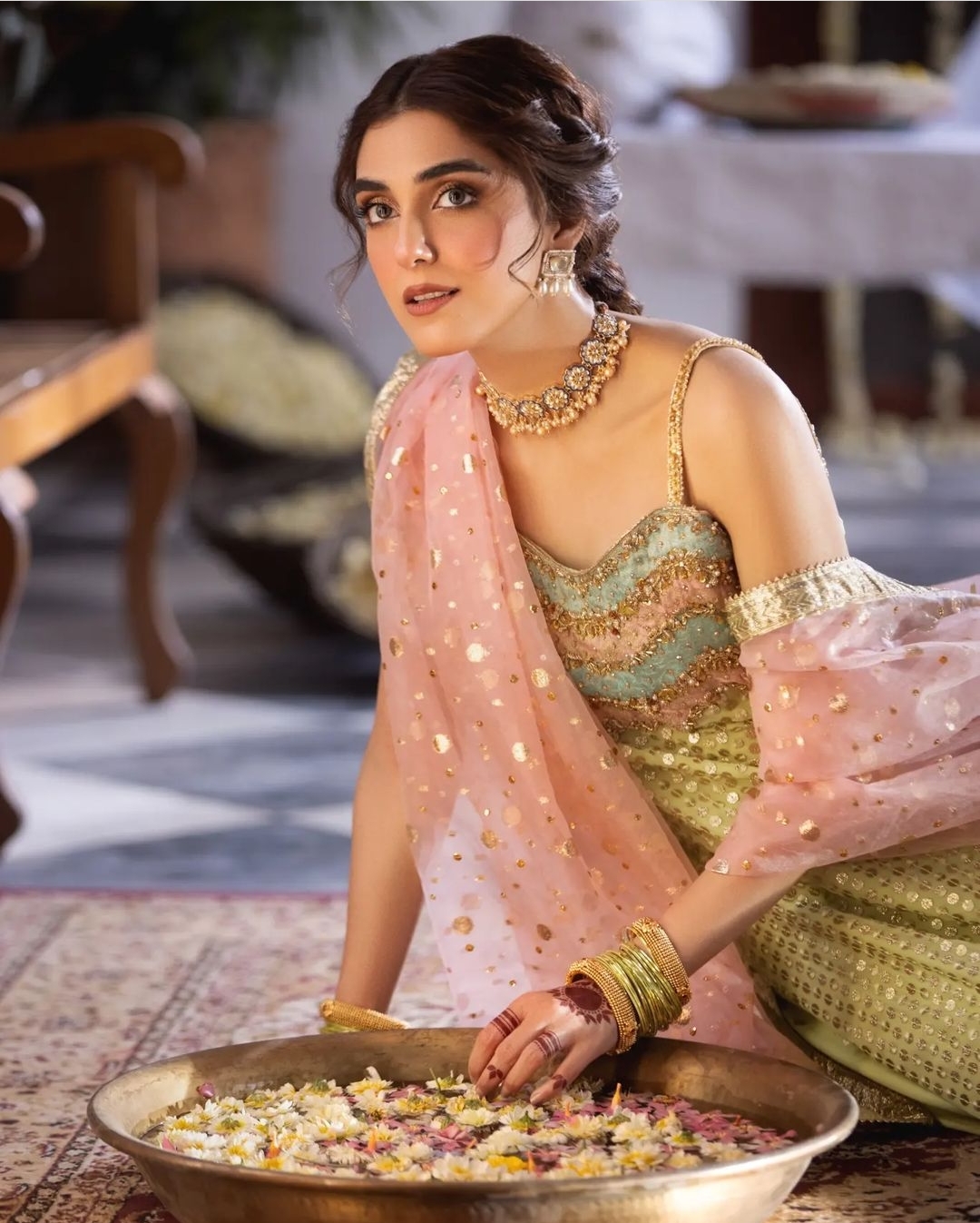 Maya Ali & Bilal Ashraf Beautiful Video & Photoshoot for Maya Pret ...