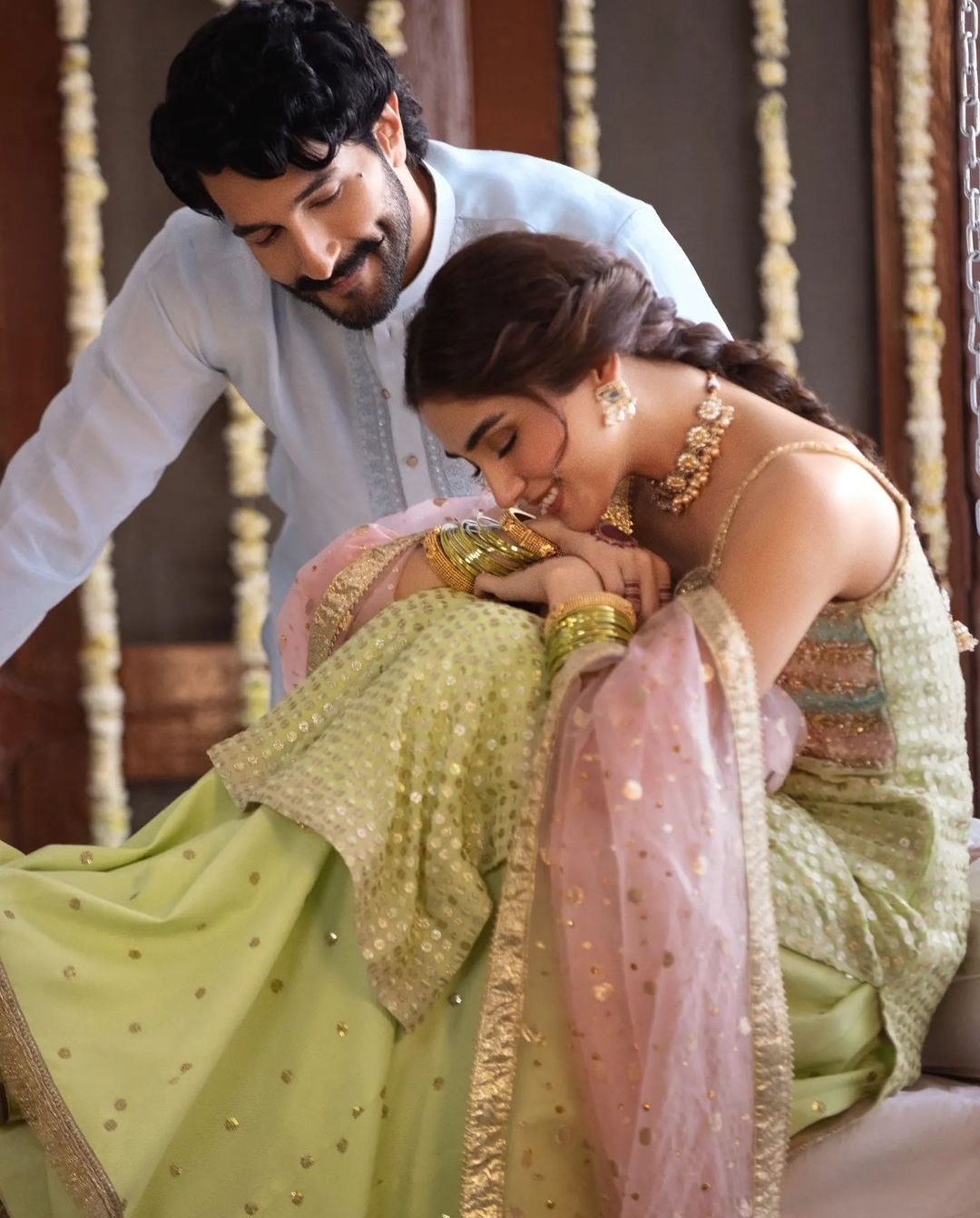 Maya Ali & Bilal Ashraf Beautiful Video & Photoshoot for Maya Pret ...