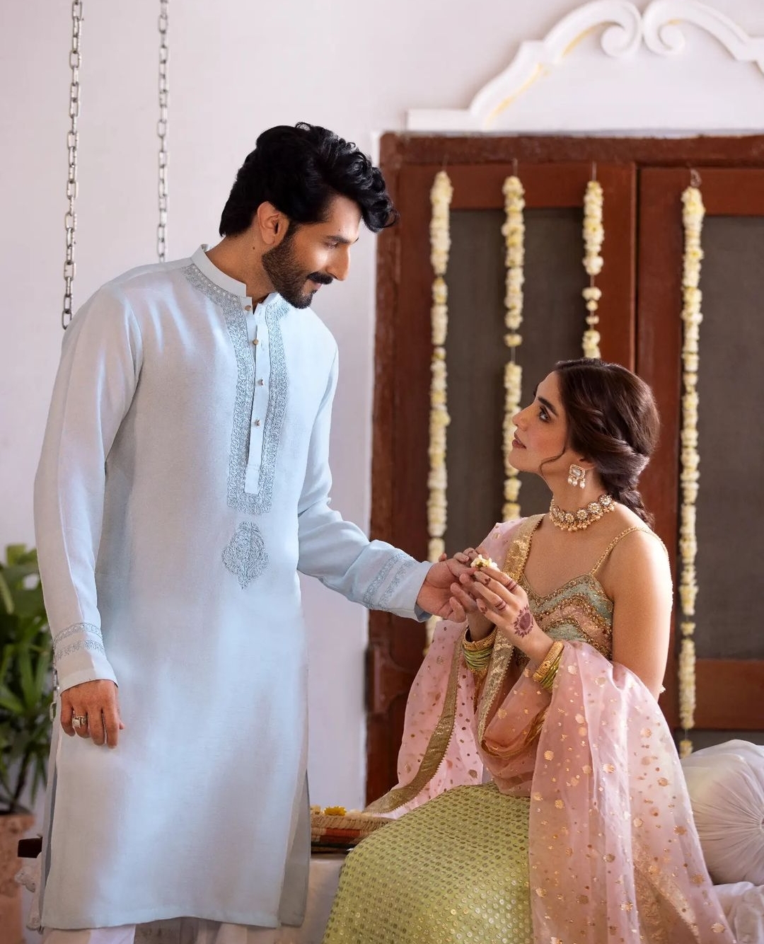 Maya Ali & Bilal Ashraf Beautiful Video & Photoshoot for Maya Pret ...