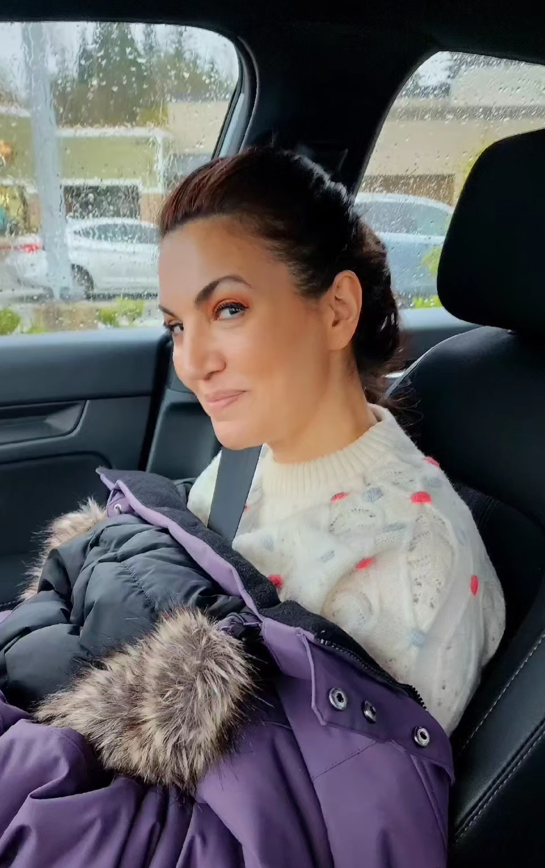 Reham Khan New Pictures With Her Husband | Reviewit.pk