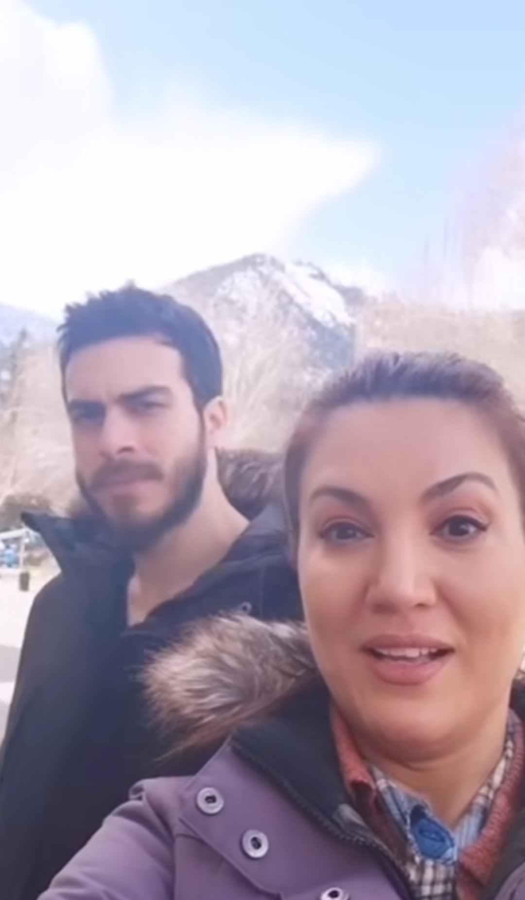 Reham Khan New Pictures With Her Husband | Reviewit.pk