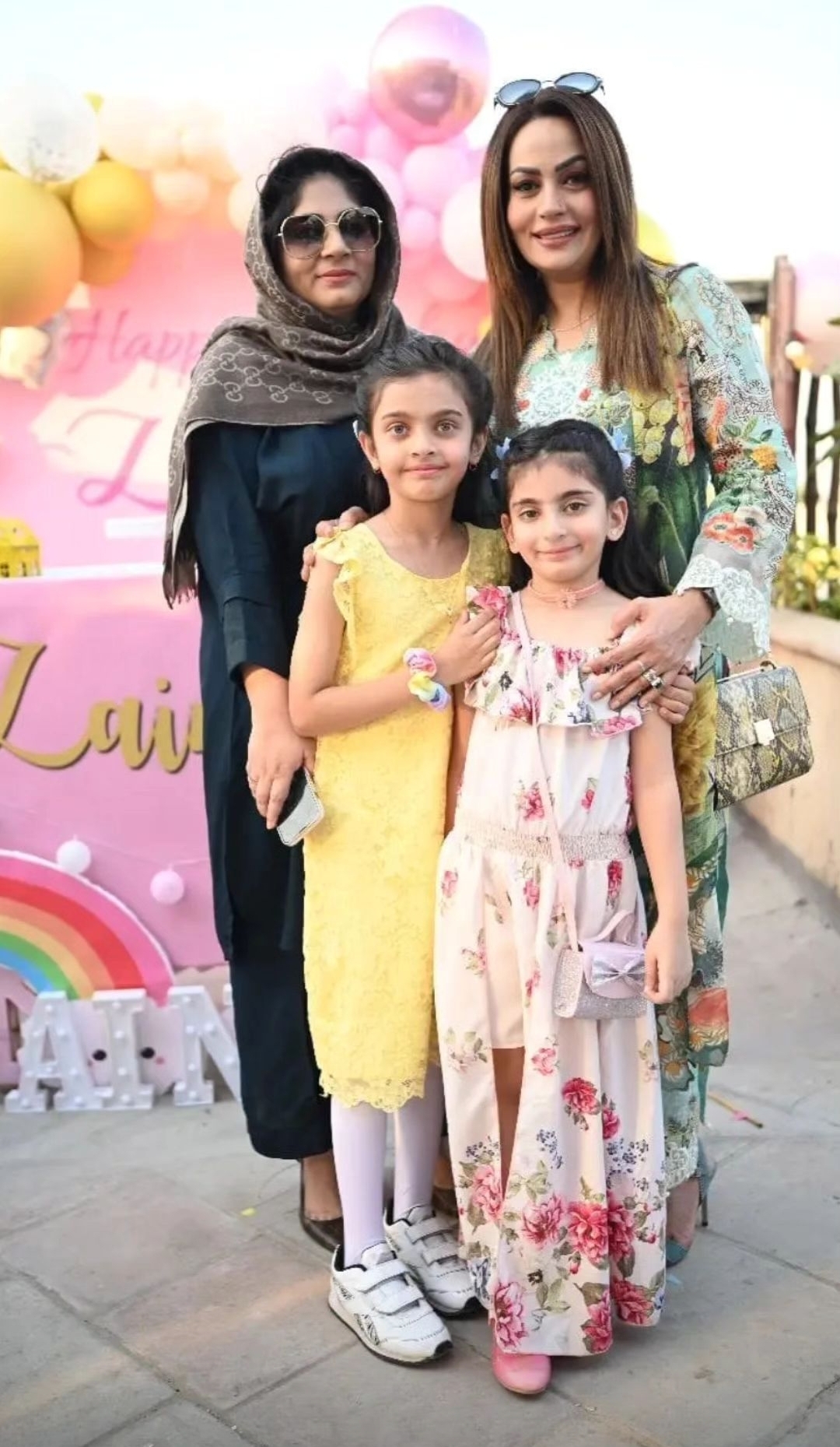 Sadia Imam New Pictures from Family Events | Reviewit.pk