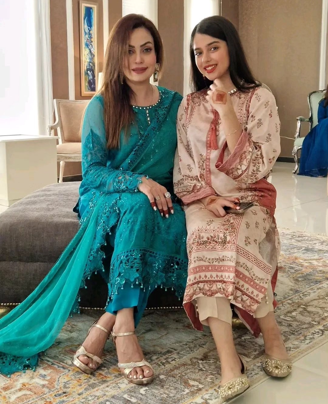 Sadia Imam New Pictures from Family Events | Reviewit.pk