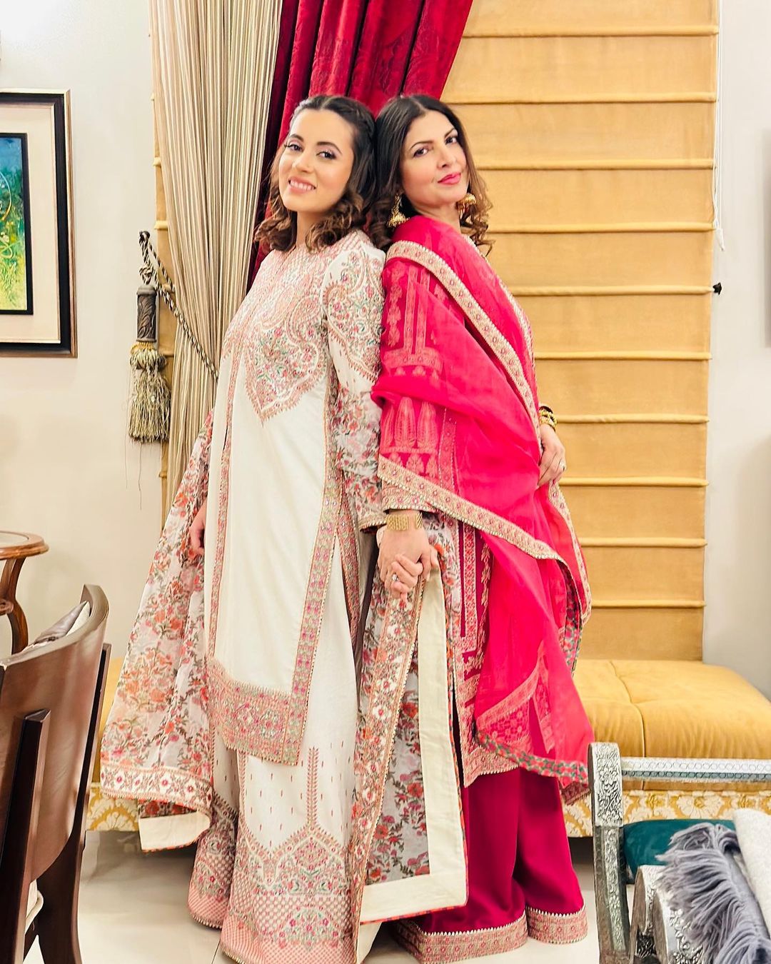 Shagufta Ejaz Birthday Celebration Pictures | Reviewit.pk