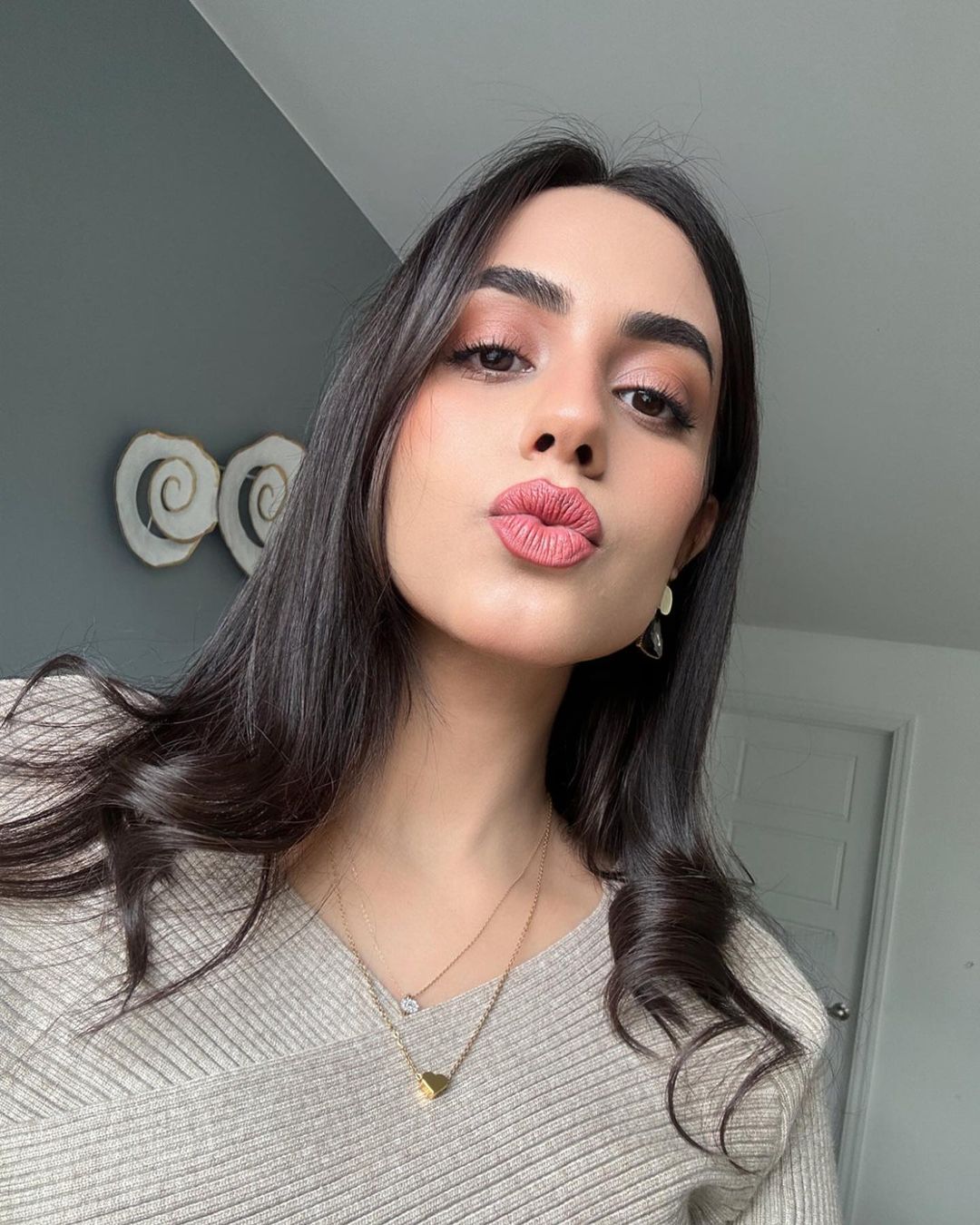 Shahveer Jafry New Pictures With Wife from Toronto, Canada | Reviewit.pk