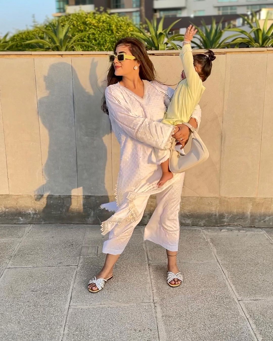 Sohai Ali Abro Shares New Adorable Family Pictures | Reviewit.pk