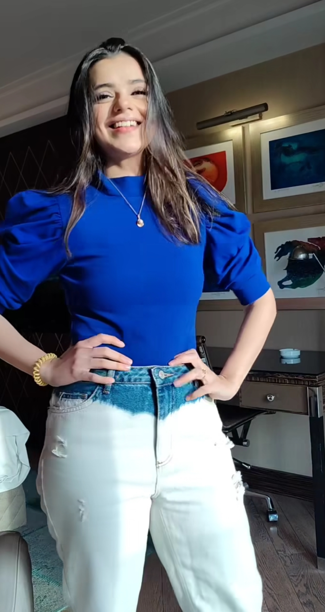 Srha Asghar Disappointed With The Drama Industry | Reviewit.pk