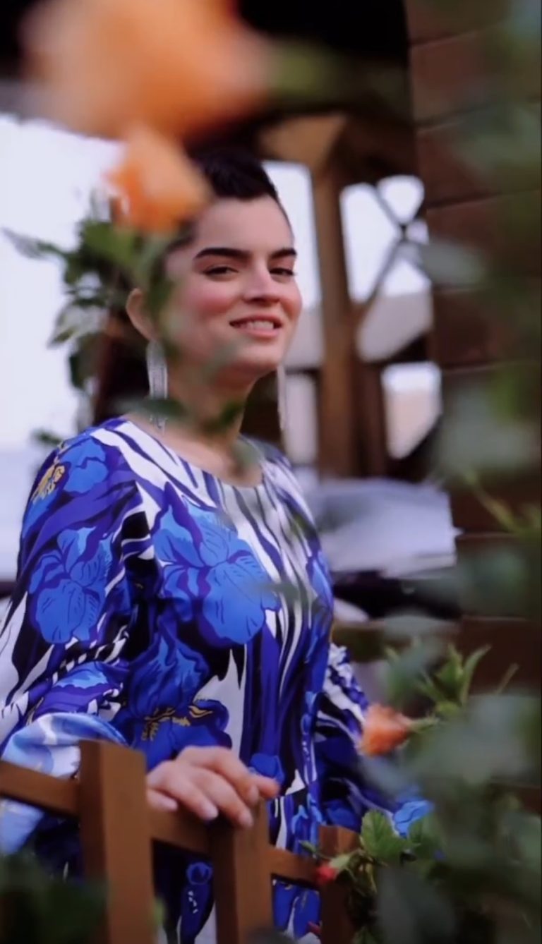 Syeda Aliza Sultan's First Modeling Venture Gets Public Appreciation ...