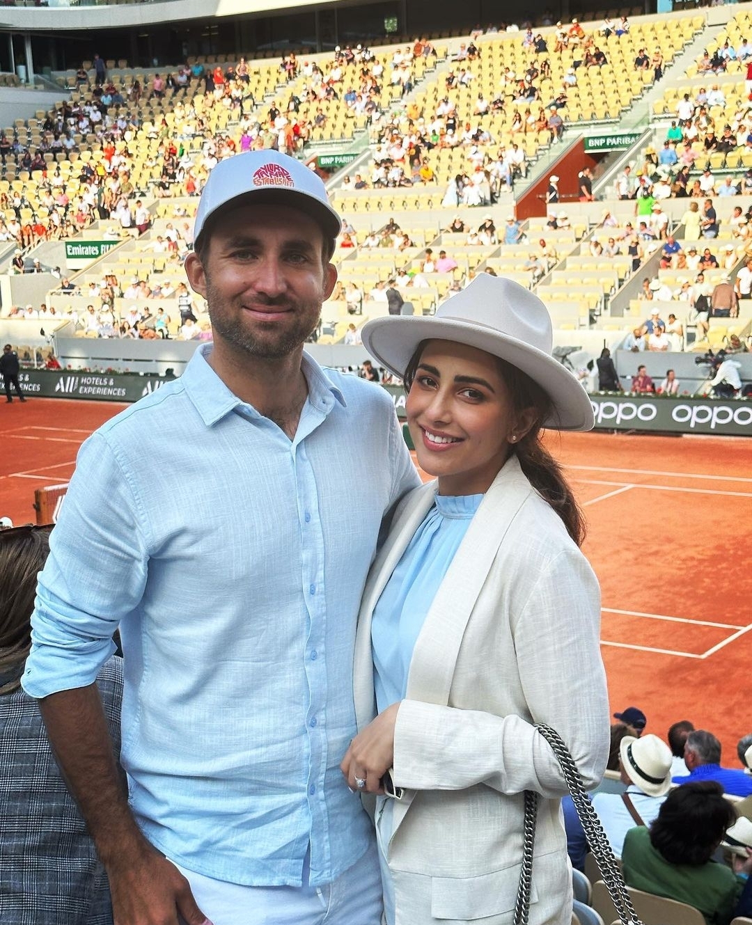 Ushna Shah New Pictures With Husband Hamza Amin from Paris, France ...