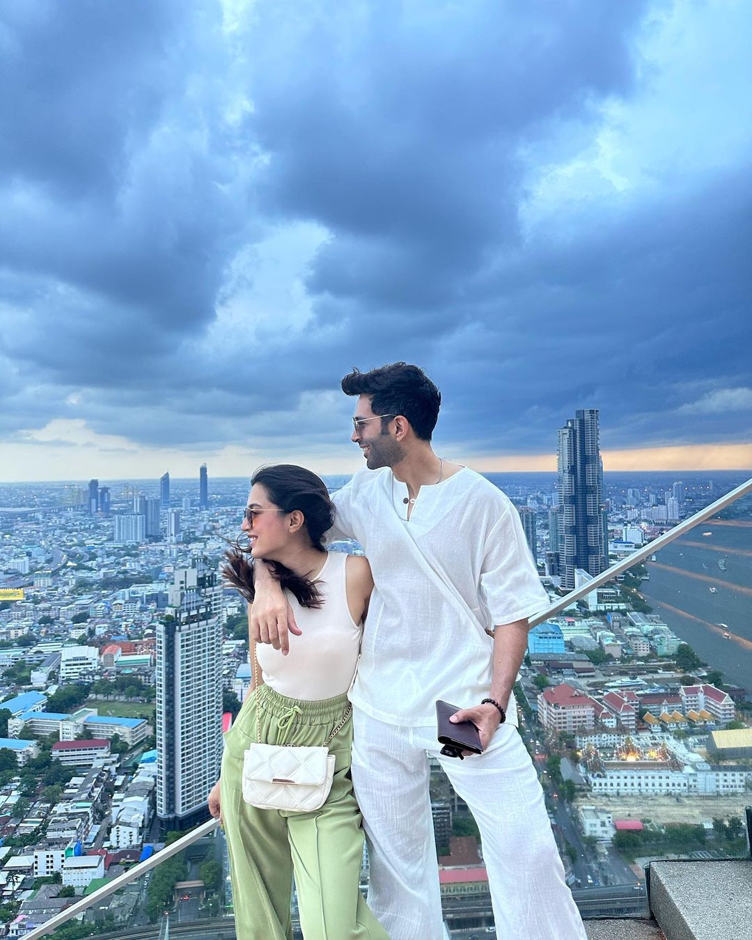 Hira Khan And Arslan Khan Vacation In Bangkok | Reviewit.pk