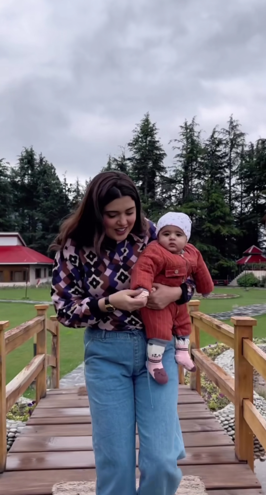 Kanwal and Zulqarnain New Pictures With Daughter From Northern Areas ...