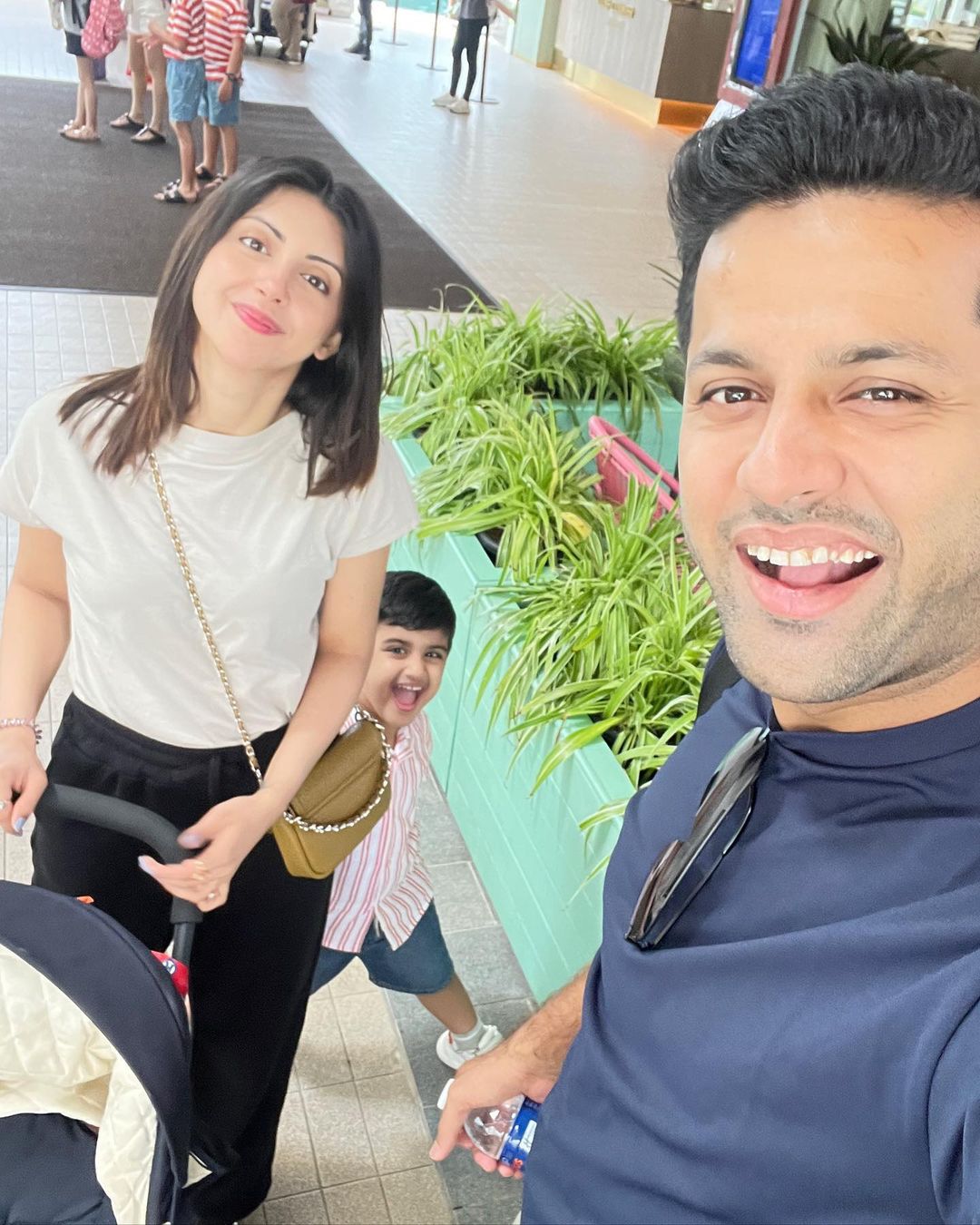 Moomal Khalid Visits Langkawi Island With Her Family | Reviewit.pk